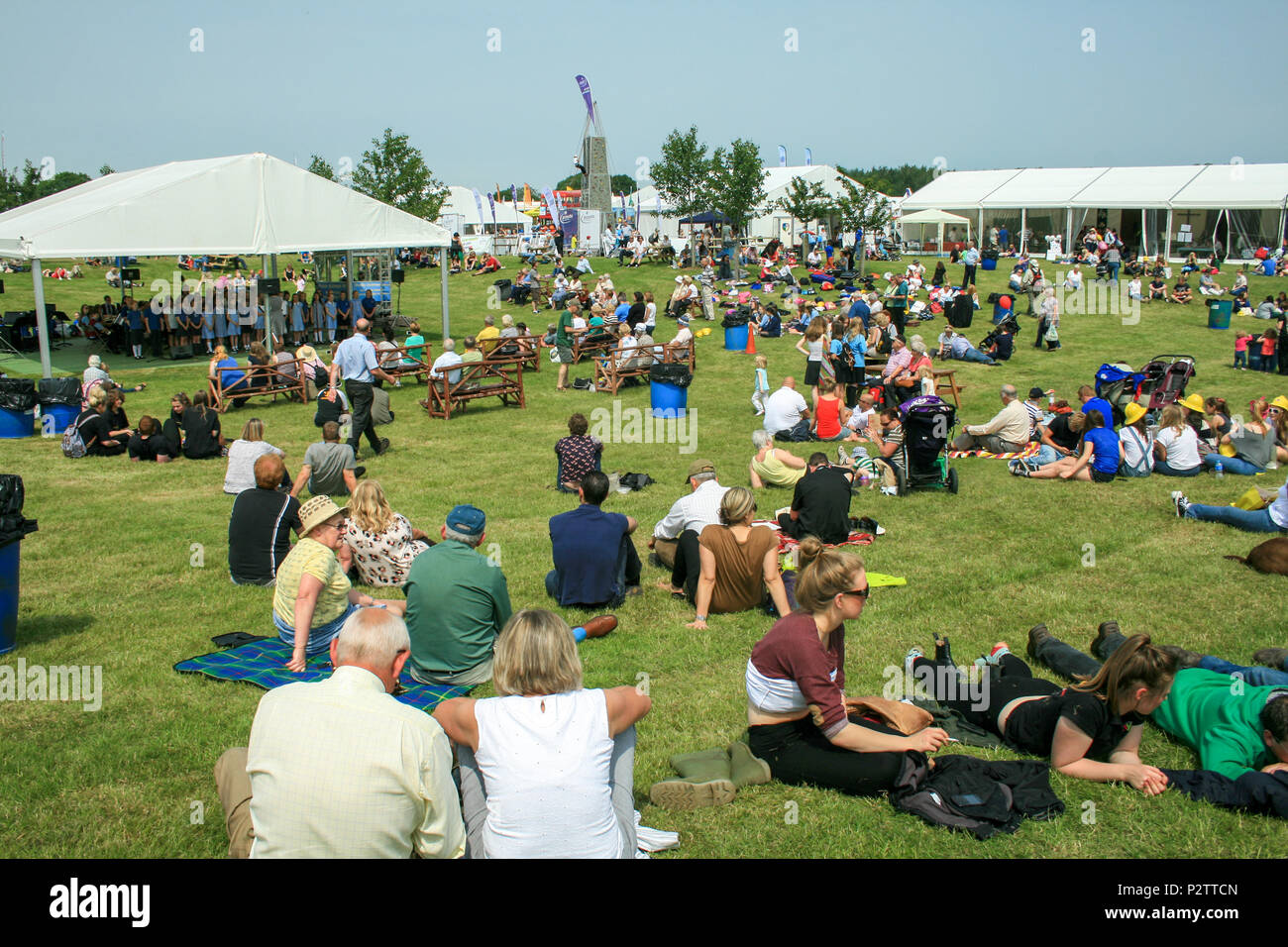 Sunny day at showground hi-res stock photography and images - Alamy