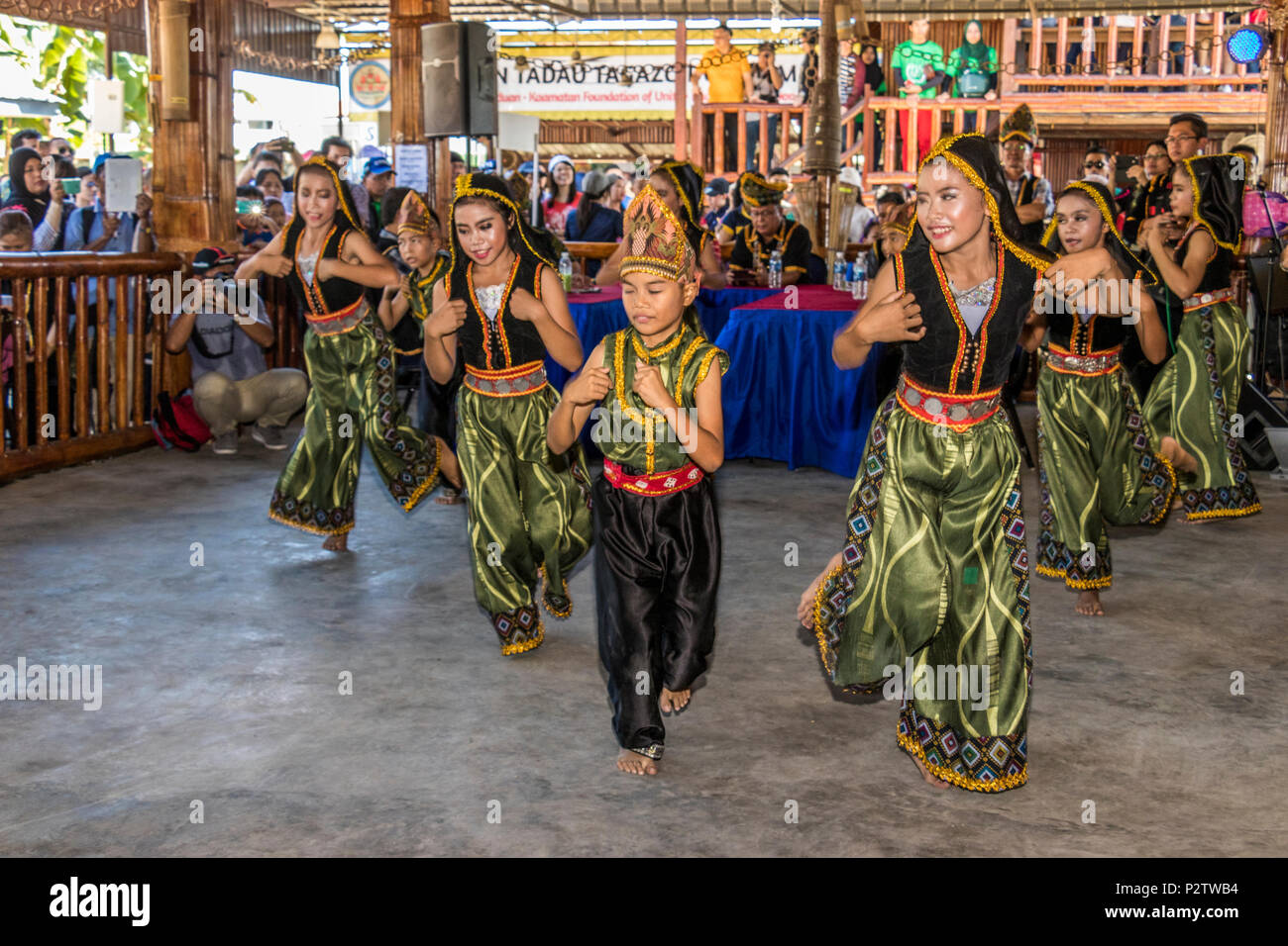 Kaamatan festival hi-res stock photography and images - Alamy