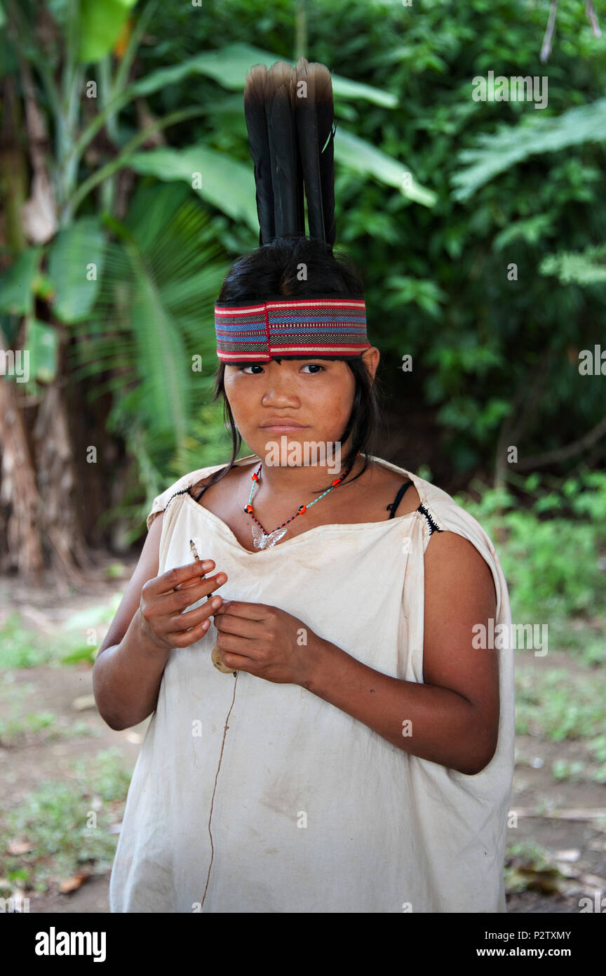 Amazon tribe village hi-res stock photography and images - Alamy