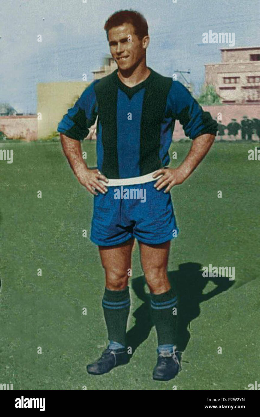 . Italiano: Enzo Loni, recordman di gol nel Pisa. Licensing Loni, Enzo ...