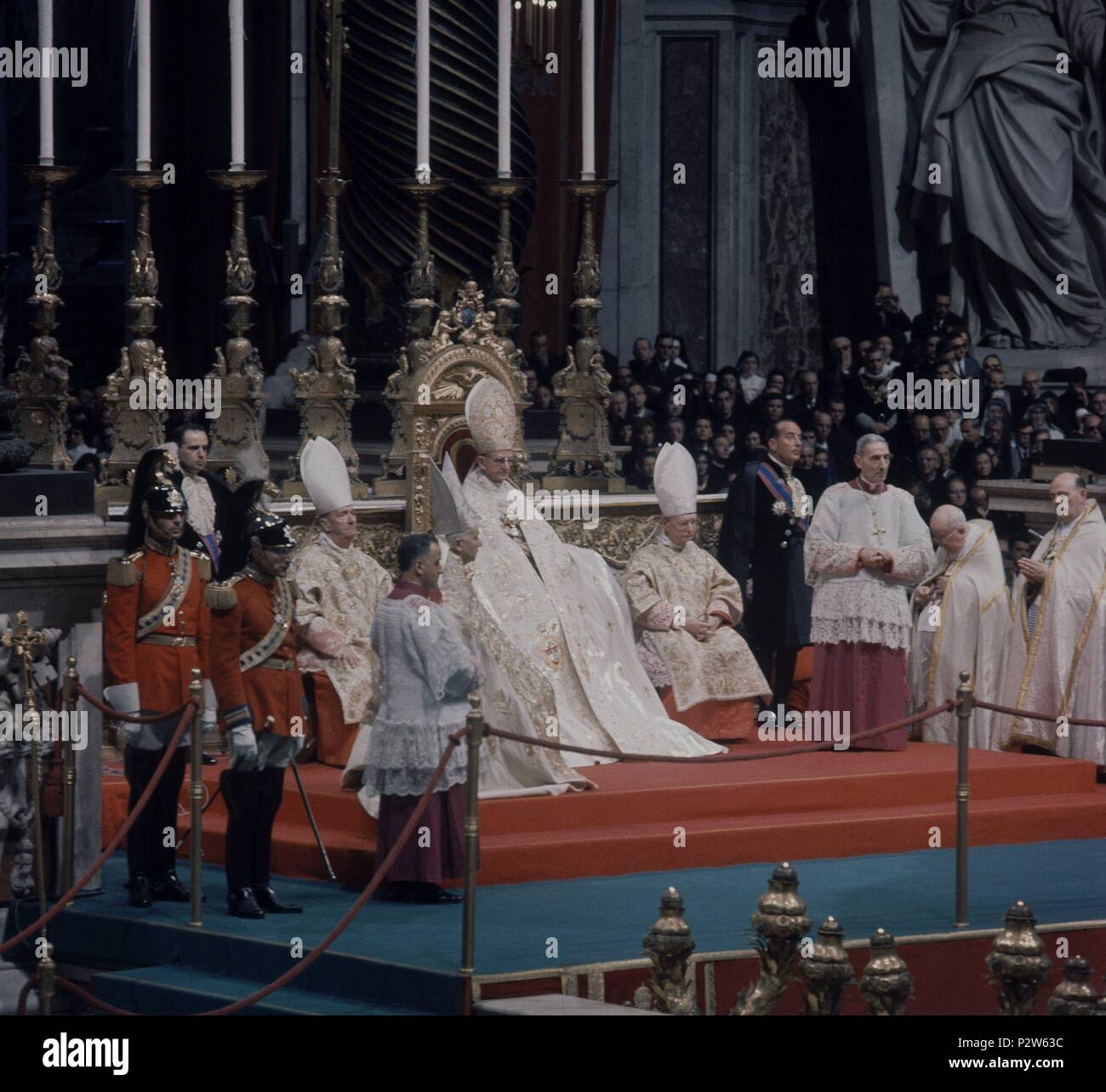 EL PAPA PABLO VI 1897/1978. Location: BASILICA DE SAN PEDRO-INTERIOR ...