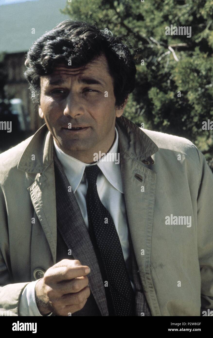 Columbo tv peter falk hi-res stock photography and images - Alamy