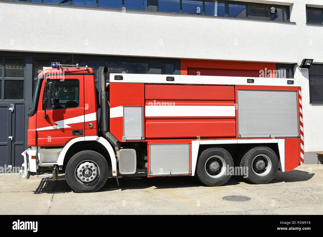 Firefighter vehicle hi-res stock photography and images - Alamy