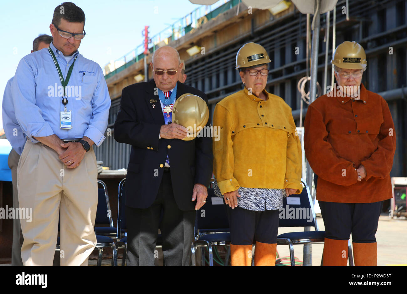 Hershel Woodrow “Woody” Williams and his two daughters, Travis and ...