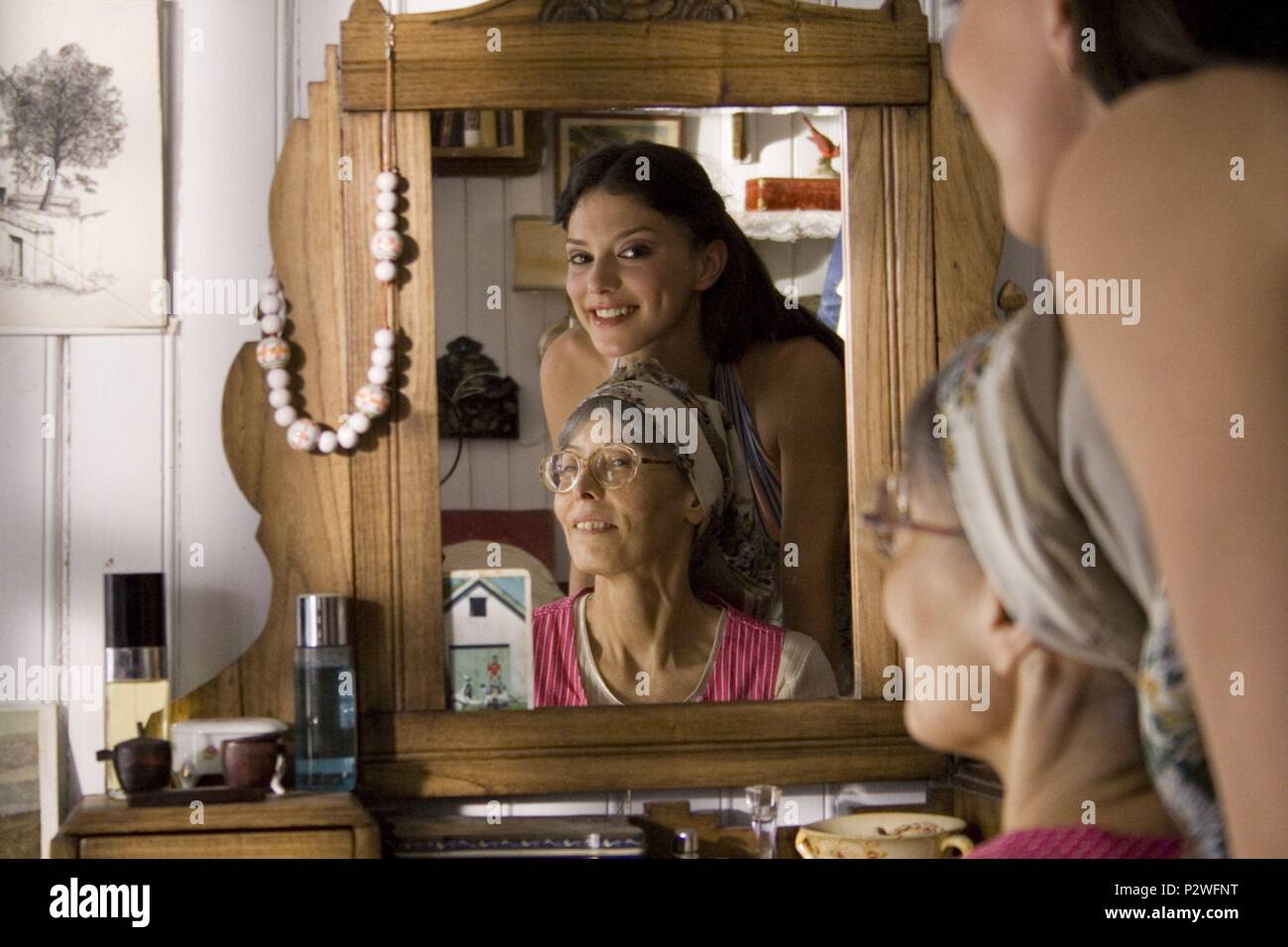 Original Film Title: ABRIGATE. English Title: WRAP UP. Film Director ...