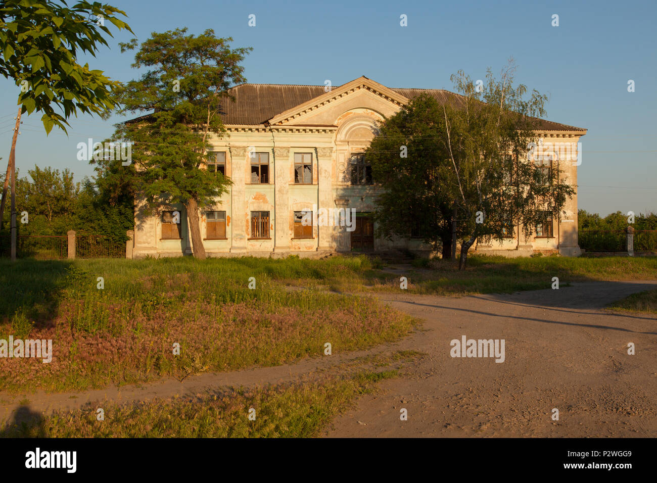 Two Story Building Stock Photos & Two Story Building Stock Images - Alamy