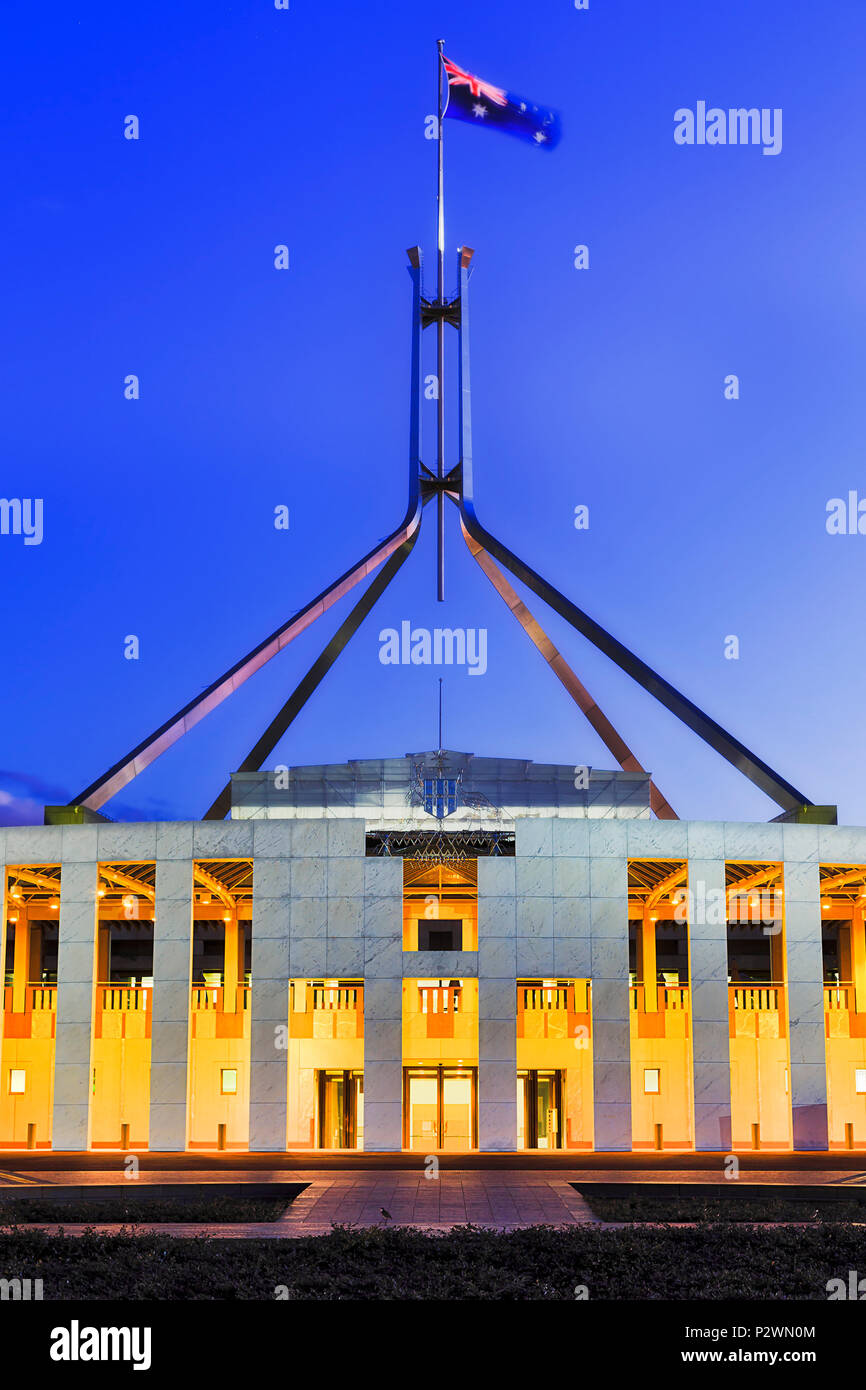 Modern australian architecture flagpole hi-res stock photography and images - Alamy