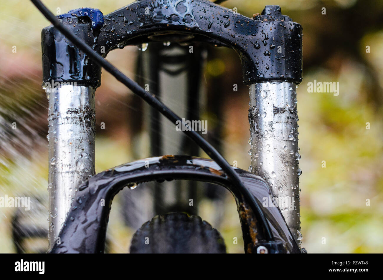 Washing Dirty Mountain Bike Suspension Fork After Riding in Bad Weather ...