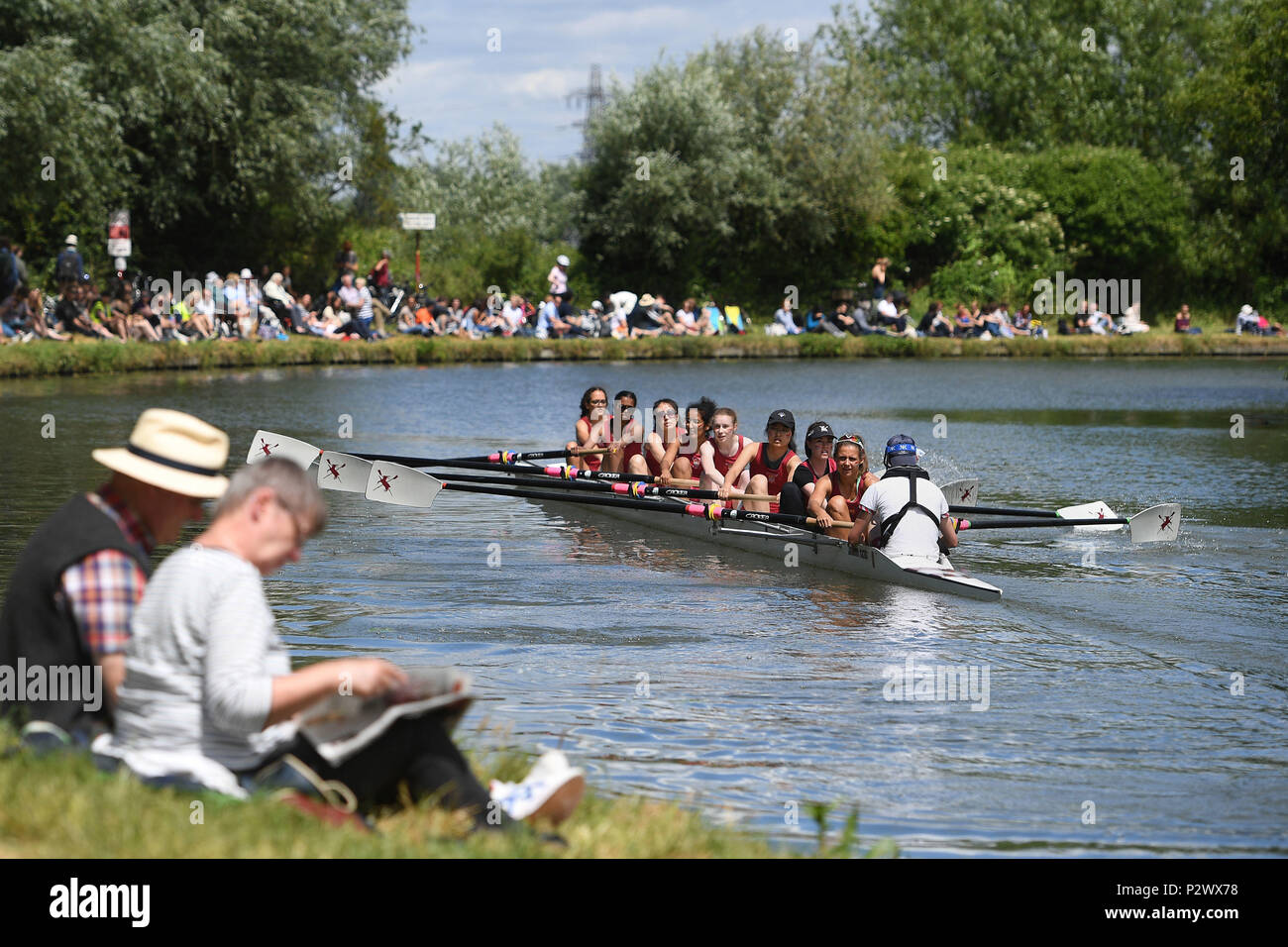 Cambridge university bumps river cam hi-res stock photography and ...
