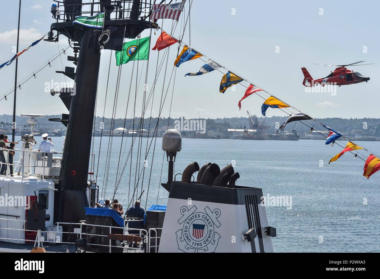 Uscgs hi-res stock photography and images - Alamy