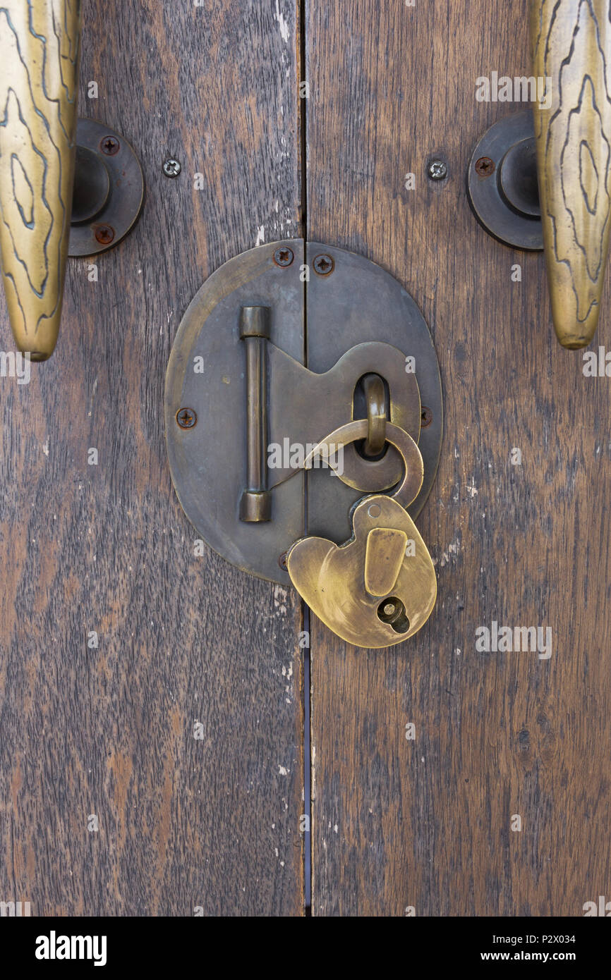 Old Vintage Door Keys Wood Stock Photos & Old Vintage Door Keys Wood ...