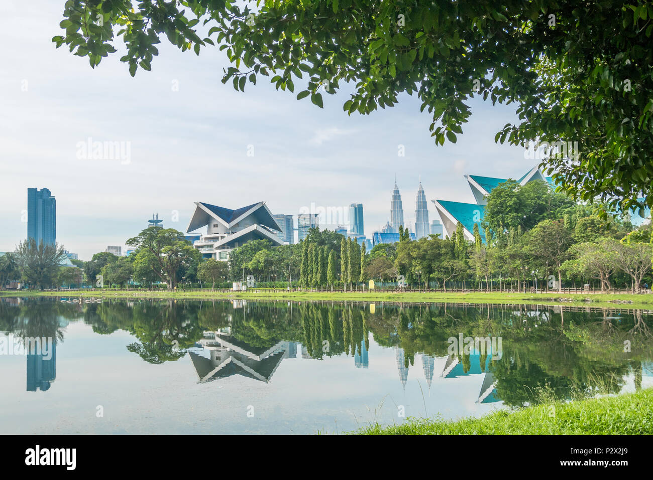 Beautiful morning view of the Kuala Lumpur skyline at Titwangsa Lake ...