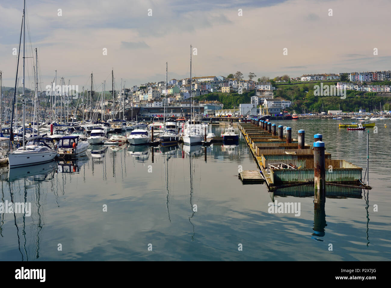 Harbour masts hi-res stock photography and images - Alamy