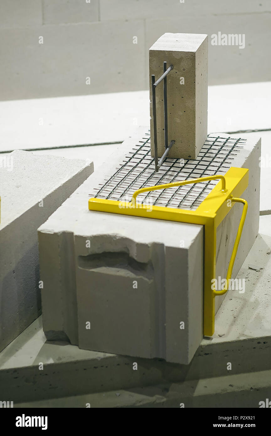 Cellular concrete blocks hi-res stock photography and images - Alamy