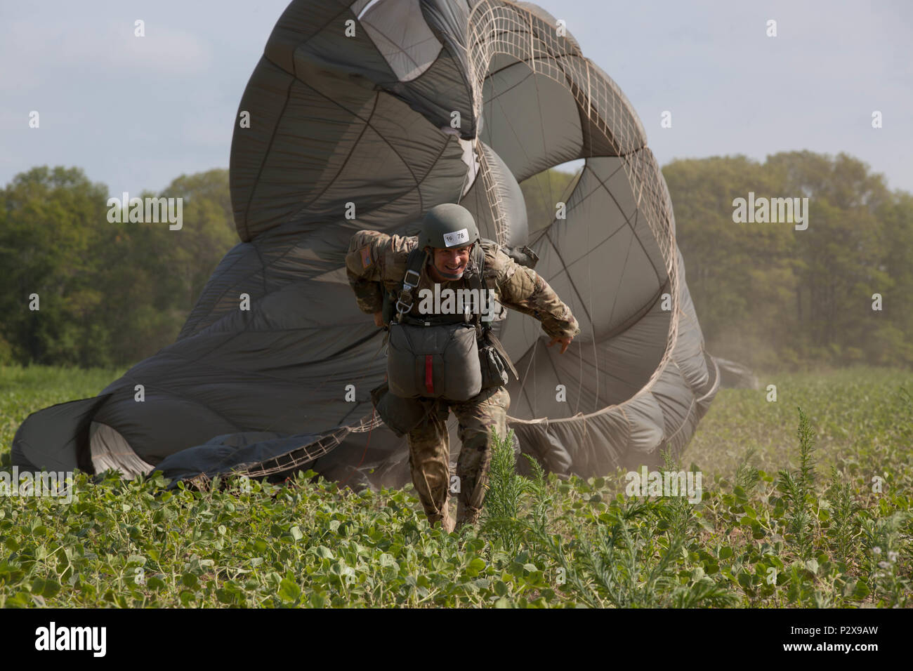 U.S. Army Paratrooper Warrent Officer Greg Suchanek, Special Operations ...