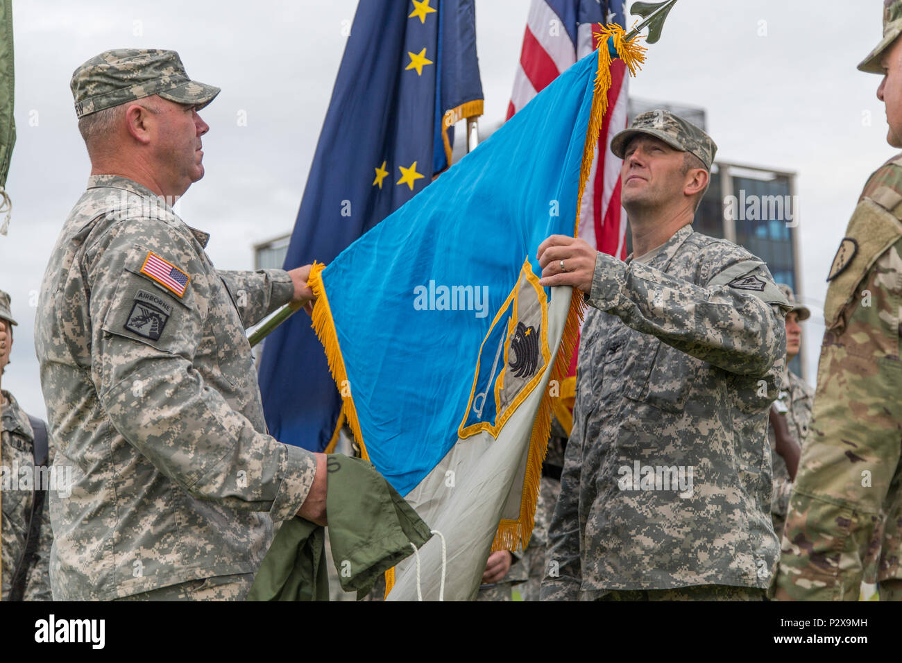 Col. Lee Knowles, right, 297th Battlefield Surveillance Brigade ...