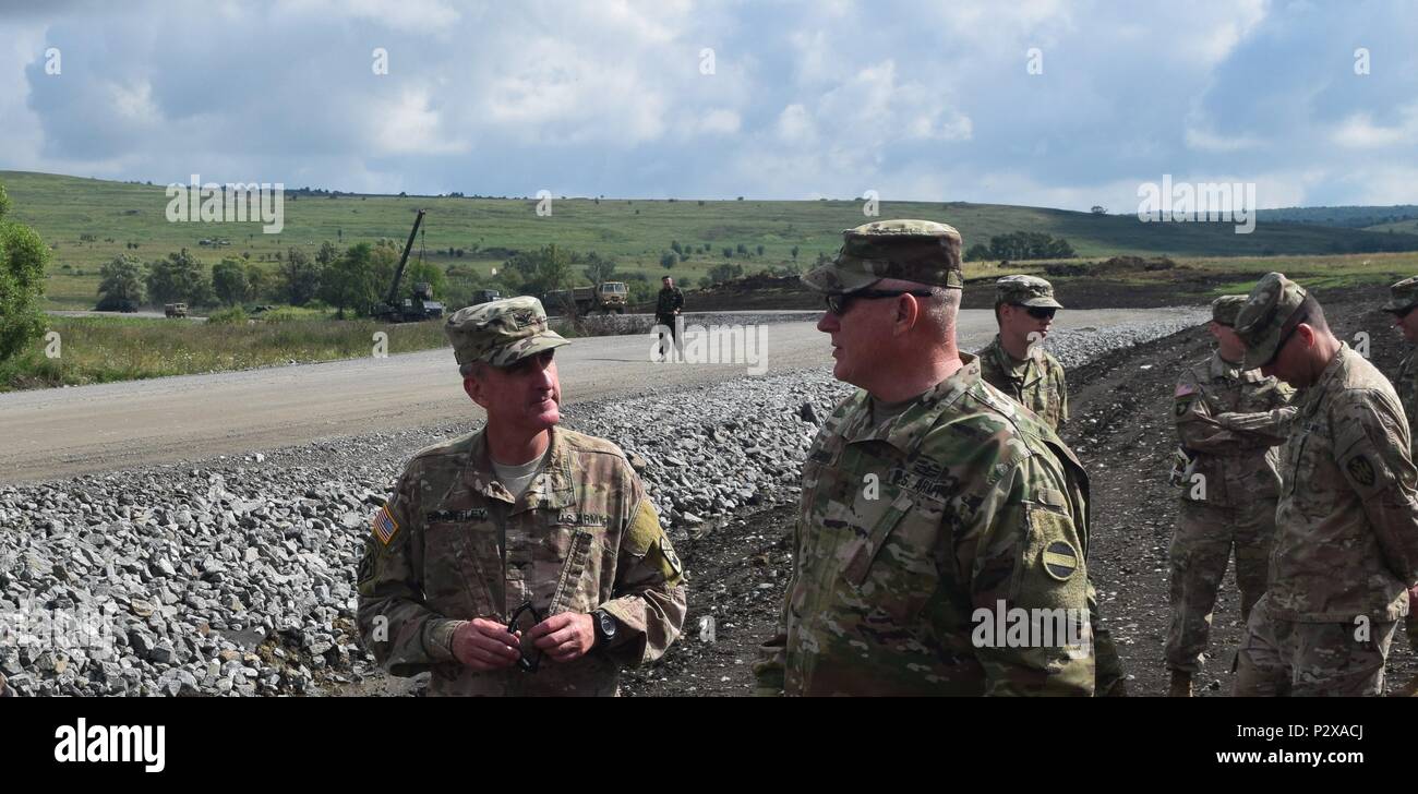 Maj. Gen. Brown, Jr. (center right), Deputy Commanding General Reserve ...