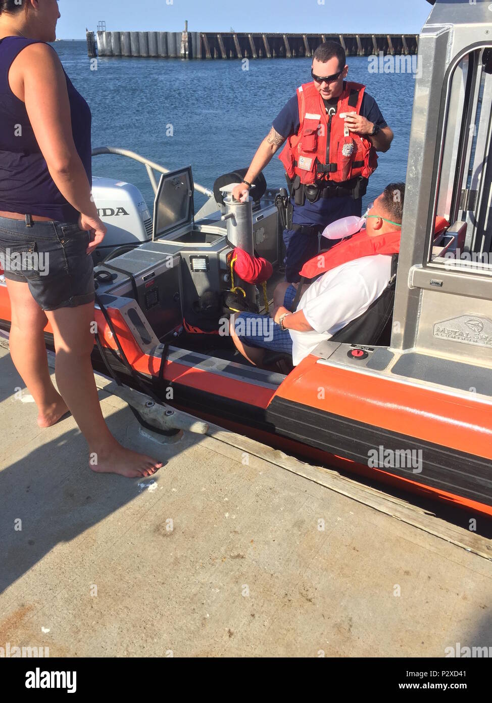 NEW YORK - Coast Guard Petty Officer 3rd Class Jason Antin from Station ...