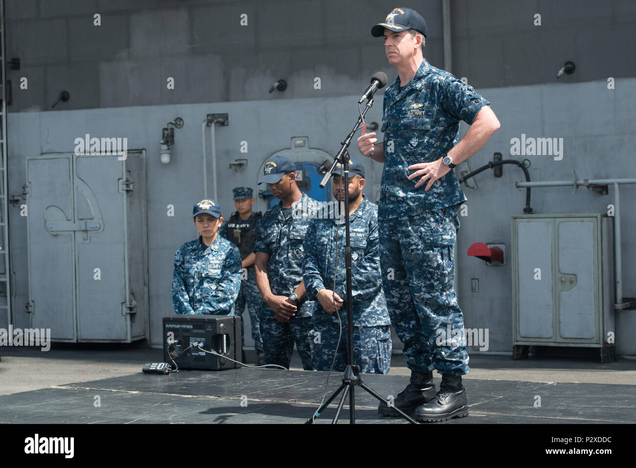 160805-N-WA993-216 YOKOSUKA, Japan (Aug. 5, 2016) Capt. Michael ...