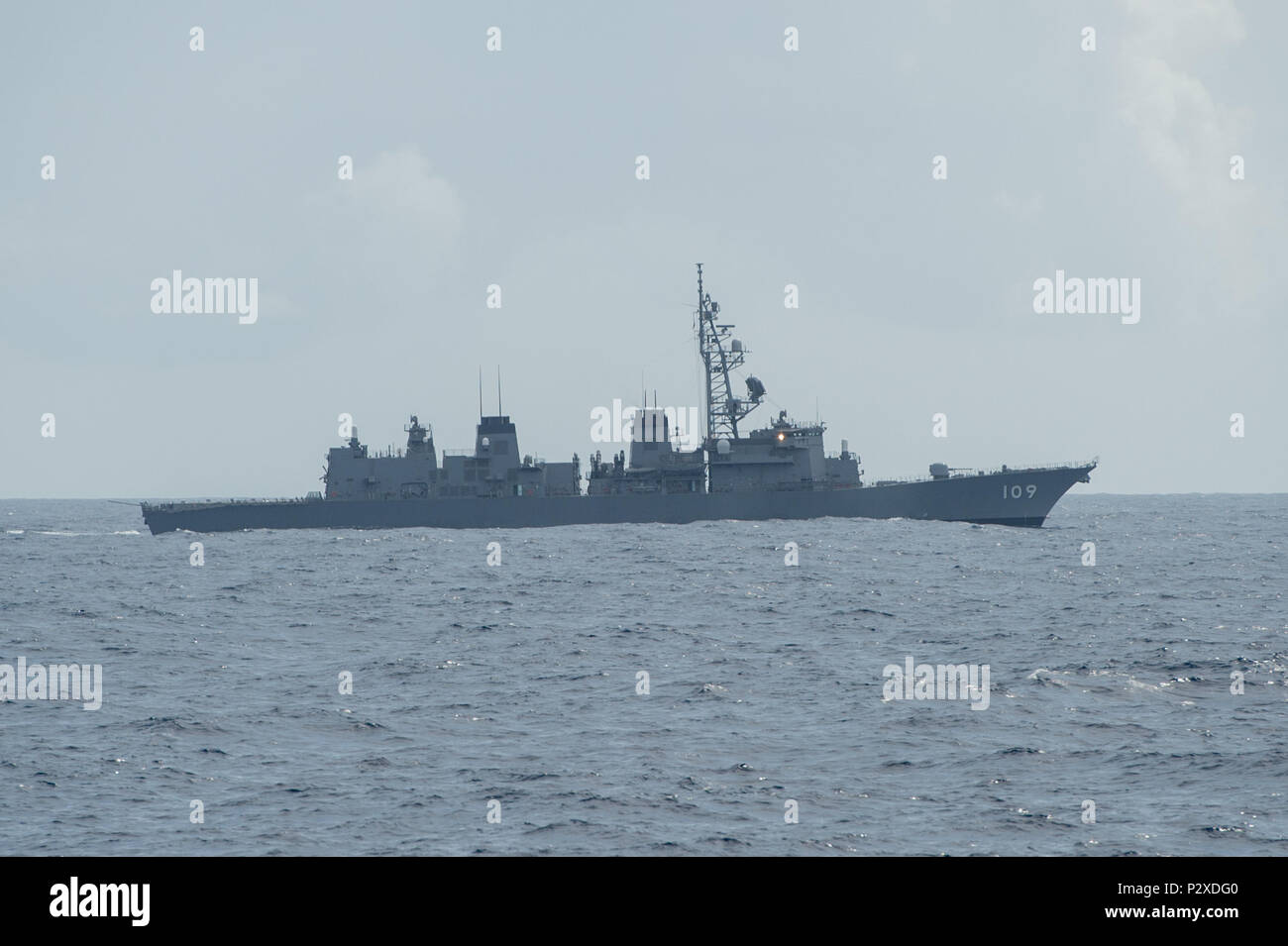 160802-N-UF697-010 EAST CHINA SEA (August 2, 2016) The Japan Maritime ...