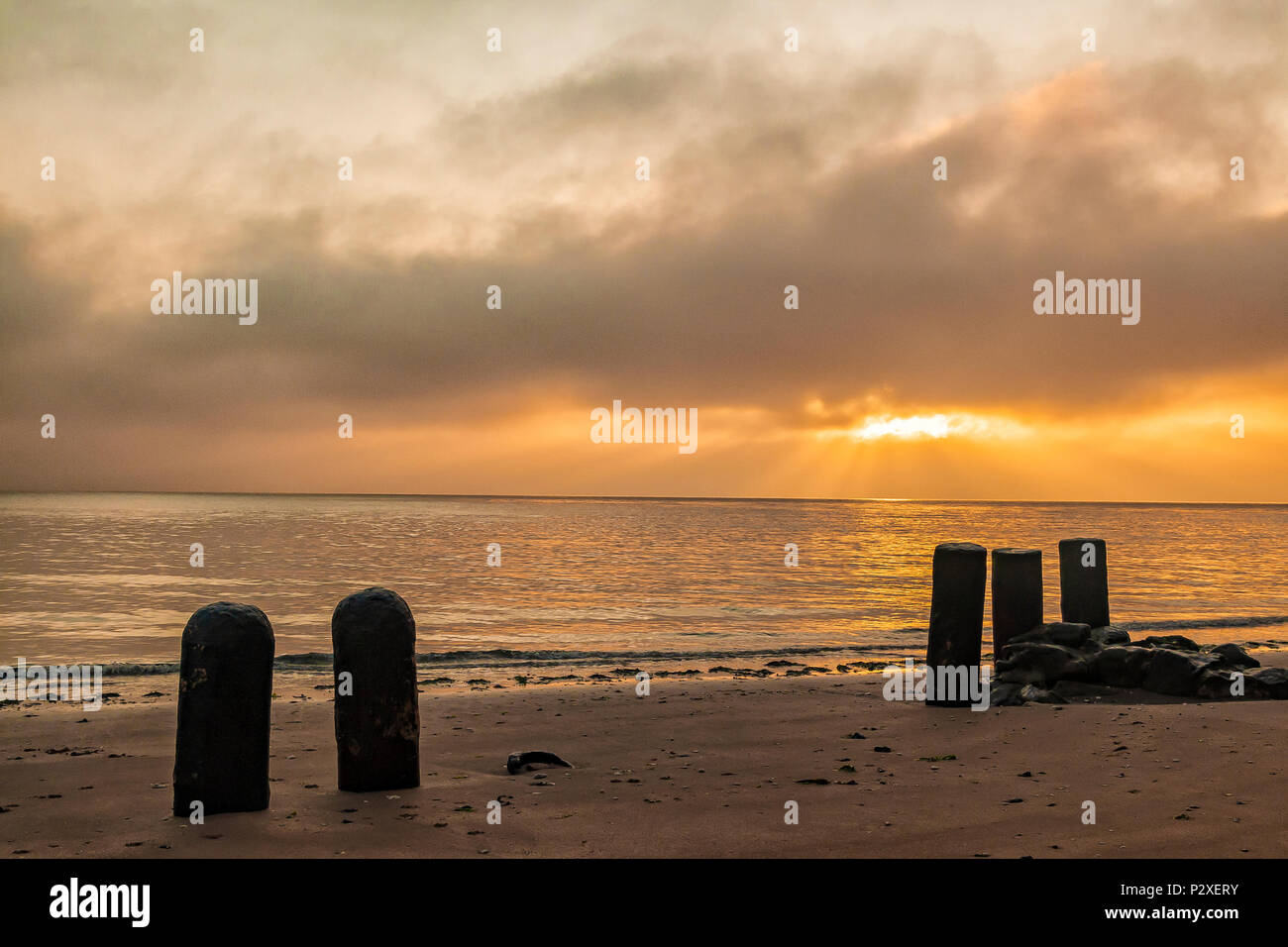 beautiful golden sunrise over Joss bay, broadstairs, Kent, England ...
