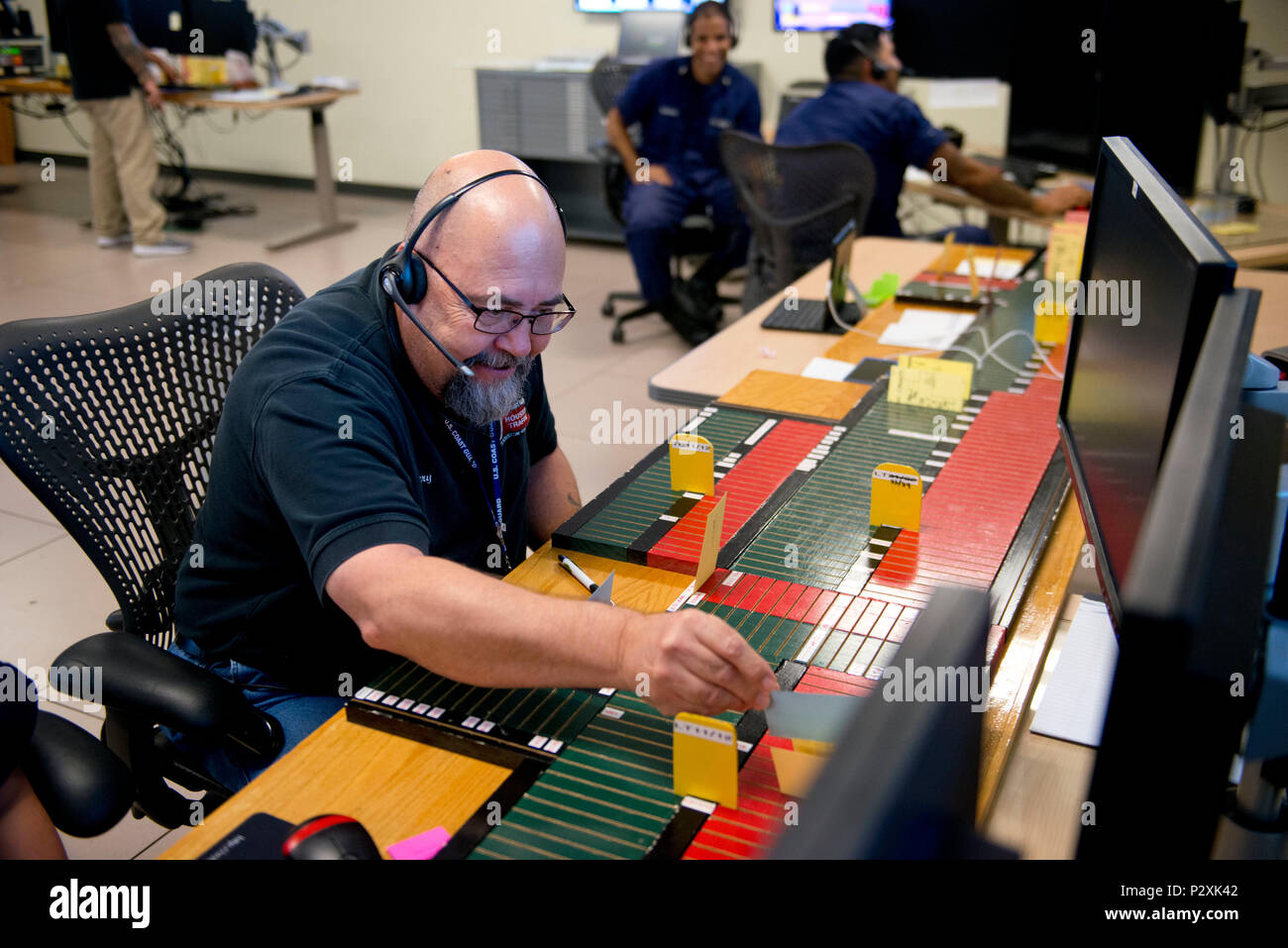 Vessels Communicating High Resolution Stock Photography and Images - Alamy