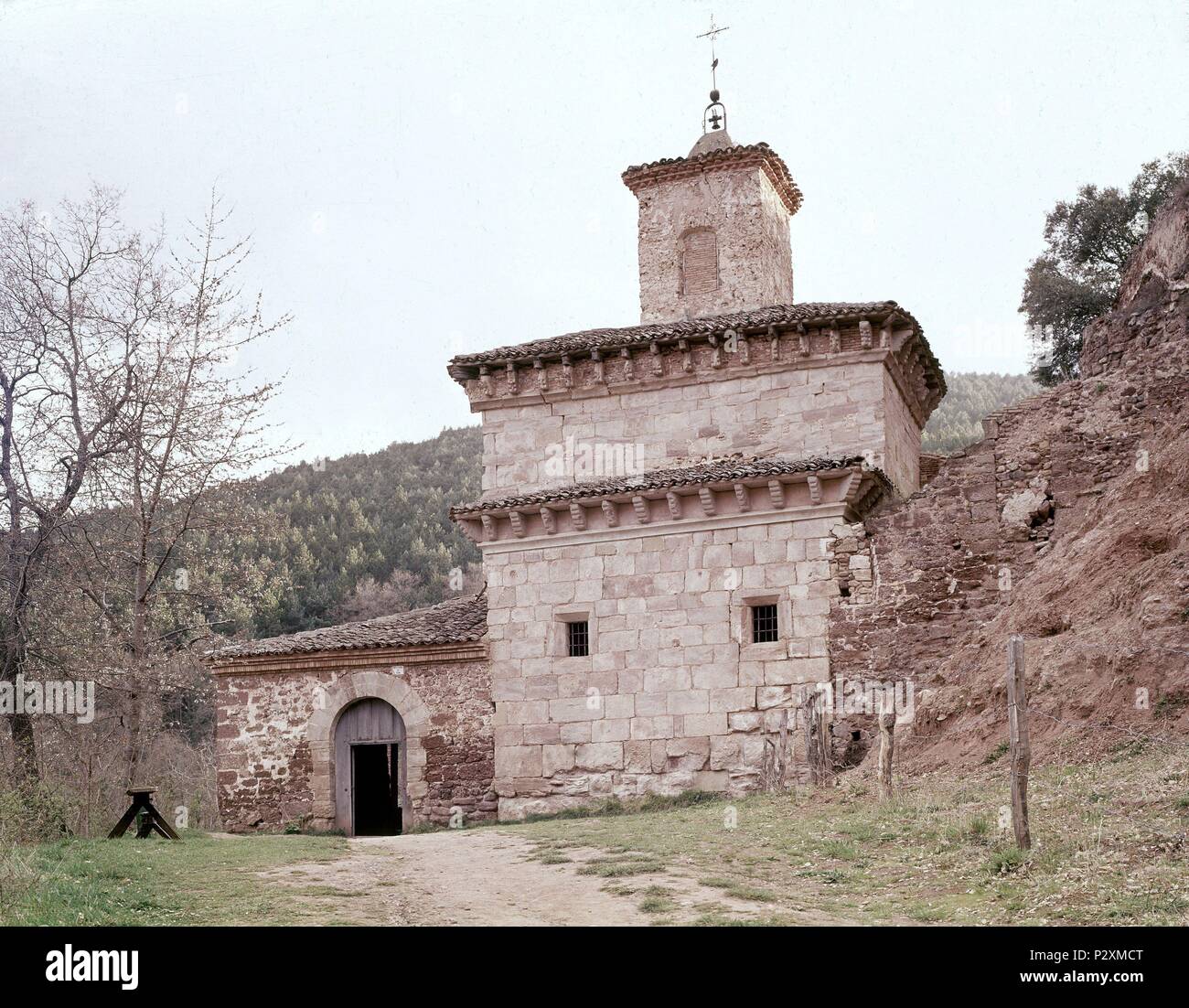 IGLESIA DE SAN MILLAN DE LA COGOLLA DE SUSO - ARQUITECTURA MOZARABE ...