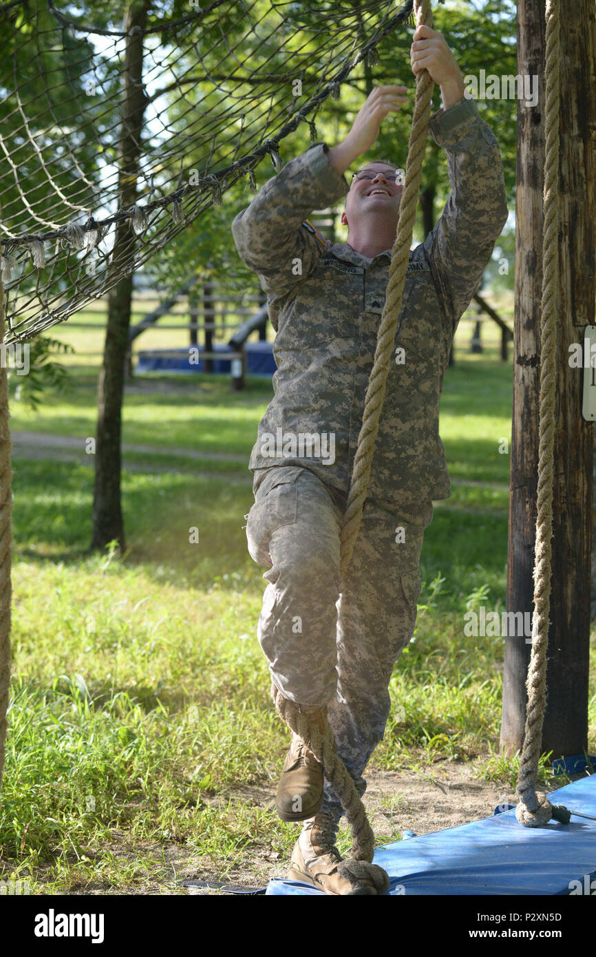 Indiana Army National Guard Sgt. Marcus Wissing, Fort Wayne, attempts ...