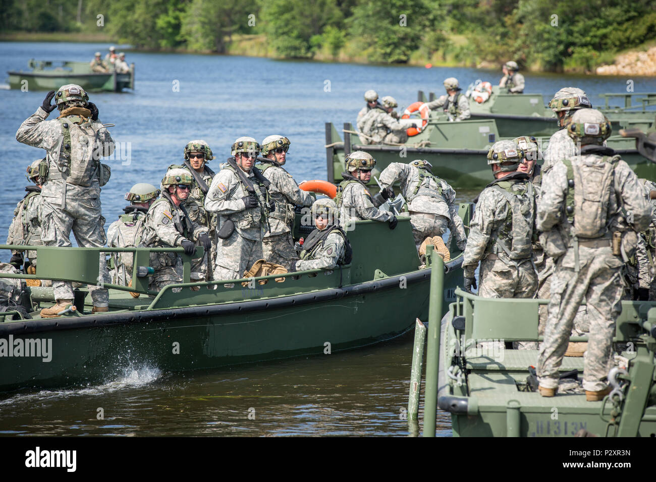 U.S. Army Soldiers from the 652nd Engineer Company, Ellsworth, Wis ...