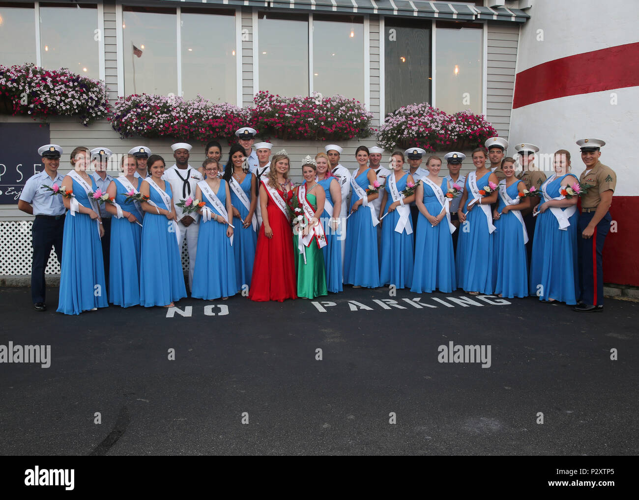 Fest pageant High Resolution Stock Photography and Images - Alamy