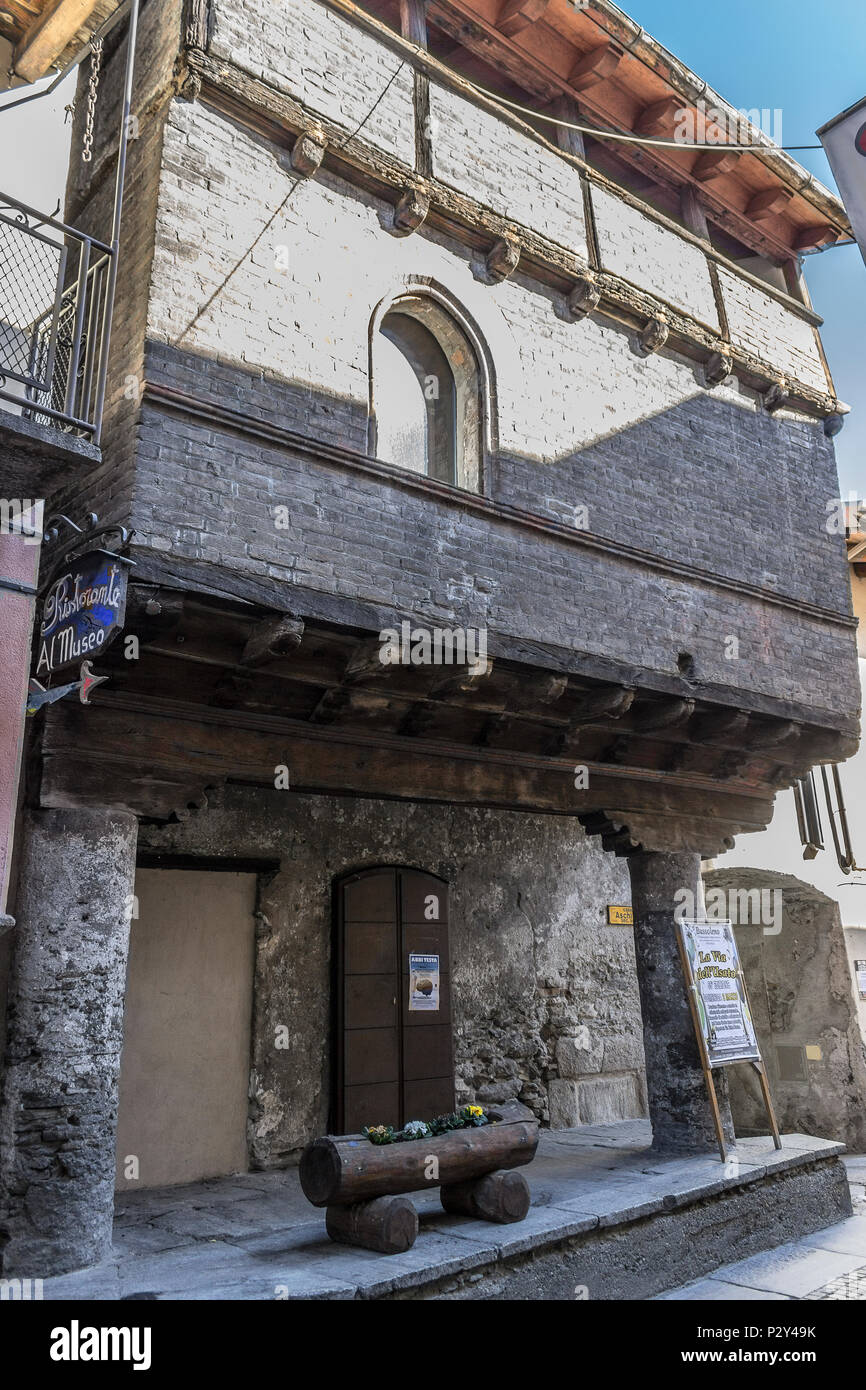 Medieval building of Bussoleno Stock Photo - Alamy