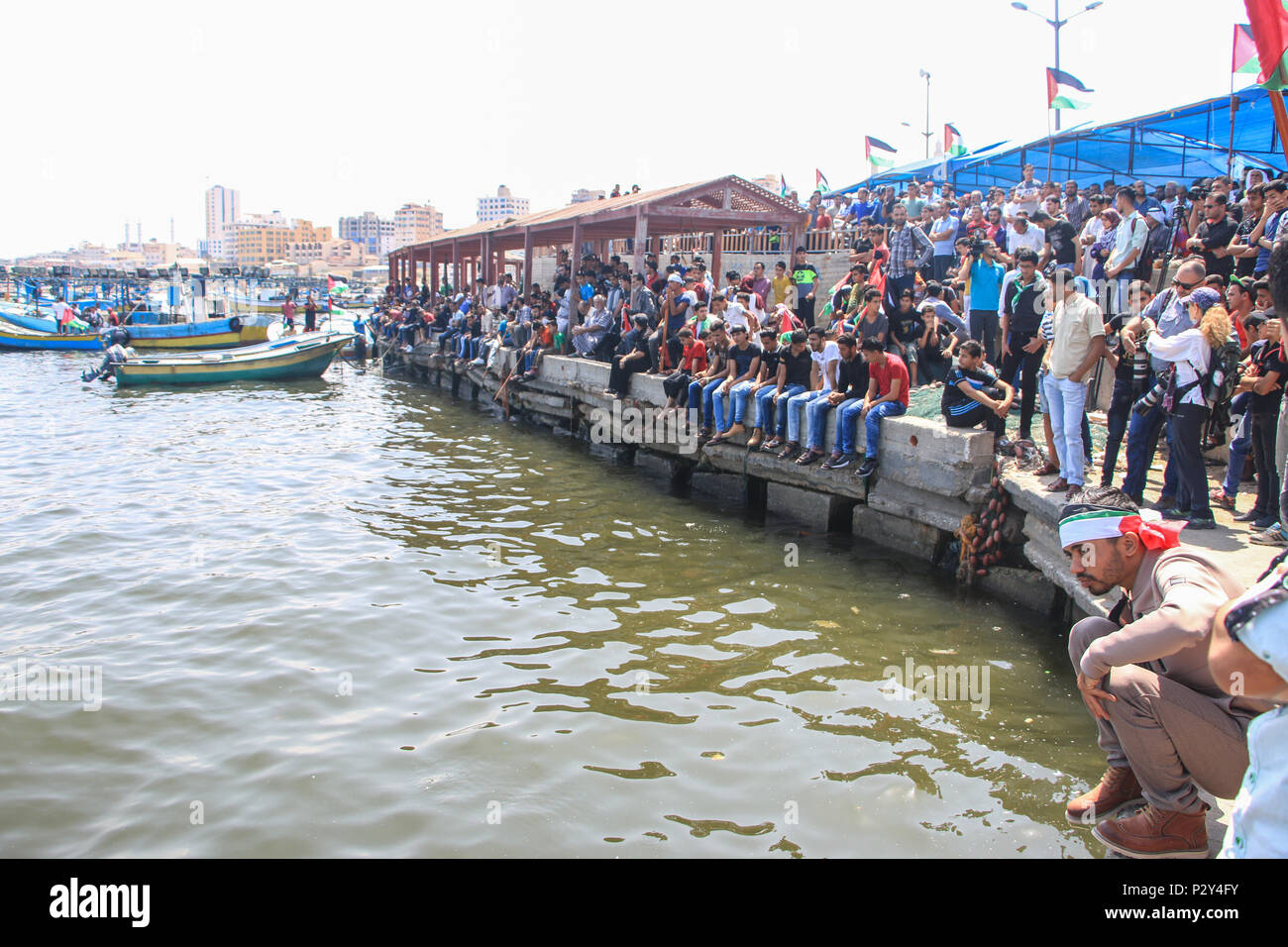 The effectiveness of the ship breaking the siege of the Gaza port Stock ...