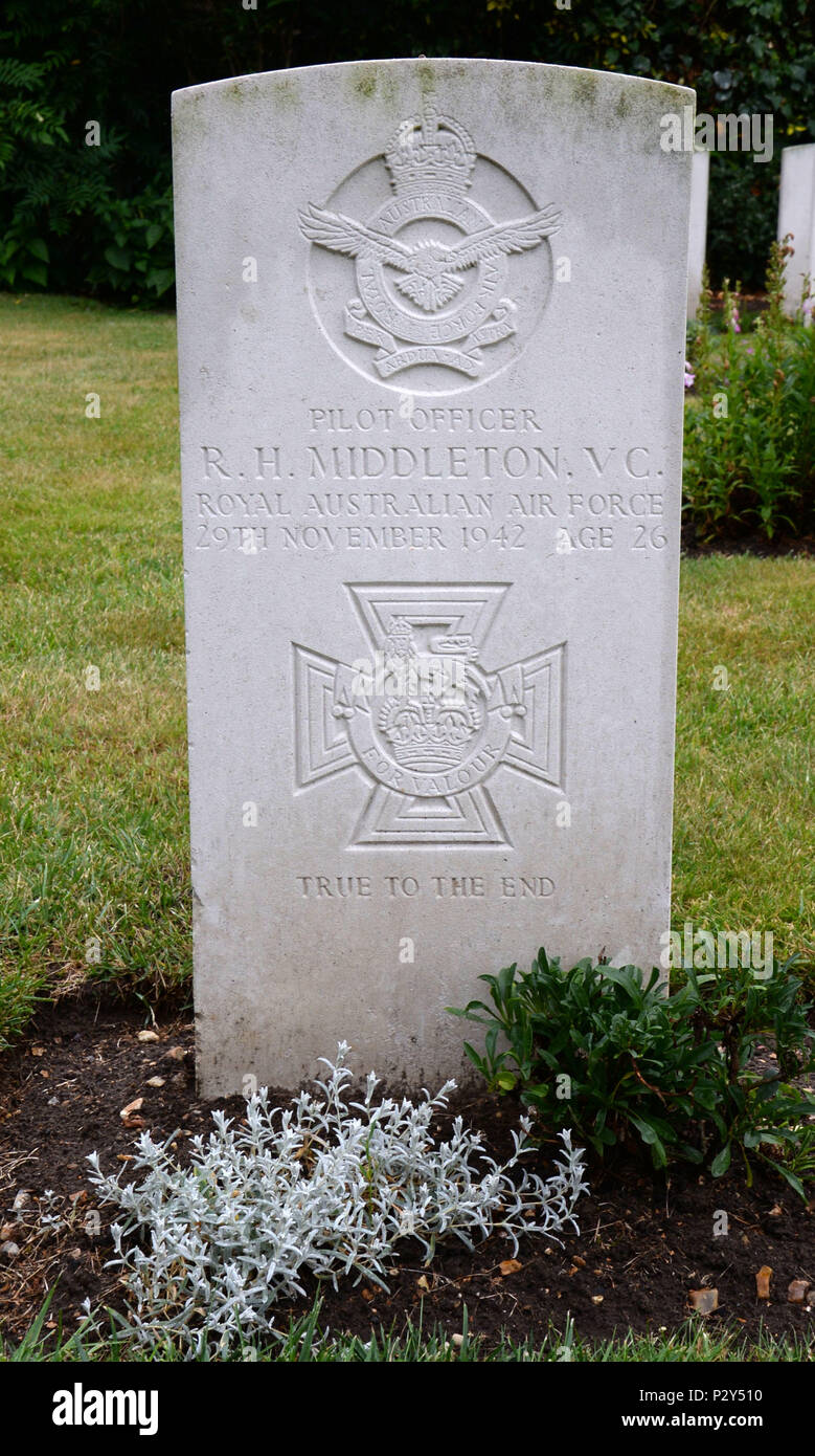 Pilot Officer Rawdon Hume Middleton’s grave rests in the churchyard of ...