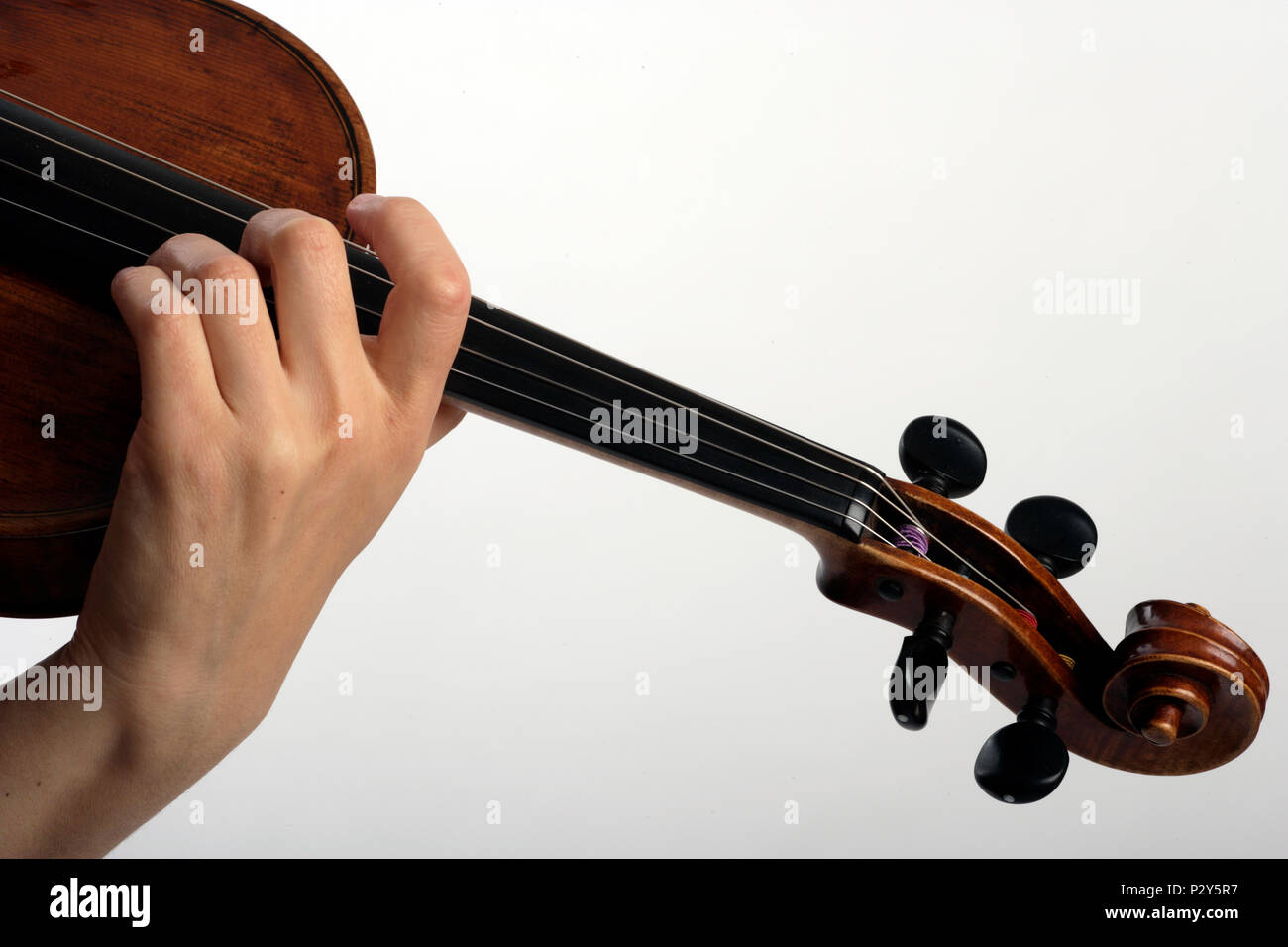 Left hand technique hi-res stock photography and images - Alamy