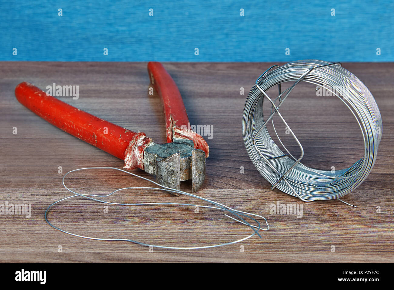 End nipper hi-res stock photography and images - Alamy