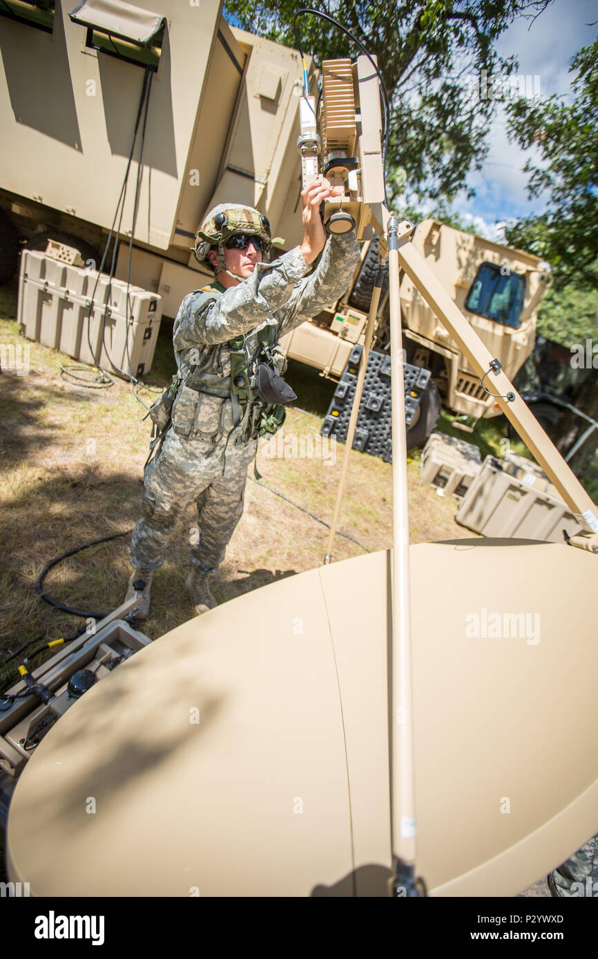 Vsat Stock Photos & Vsat Stock Images - Alamy