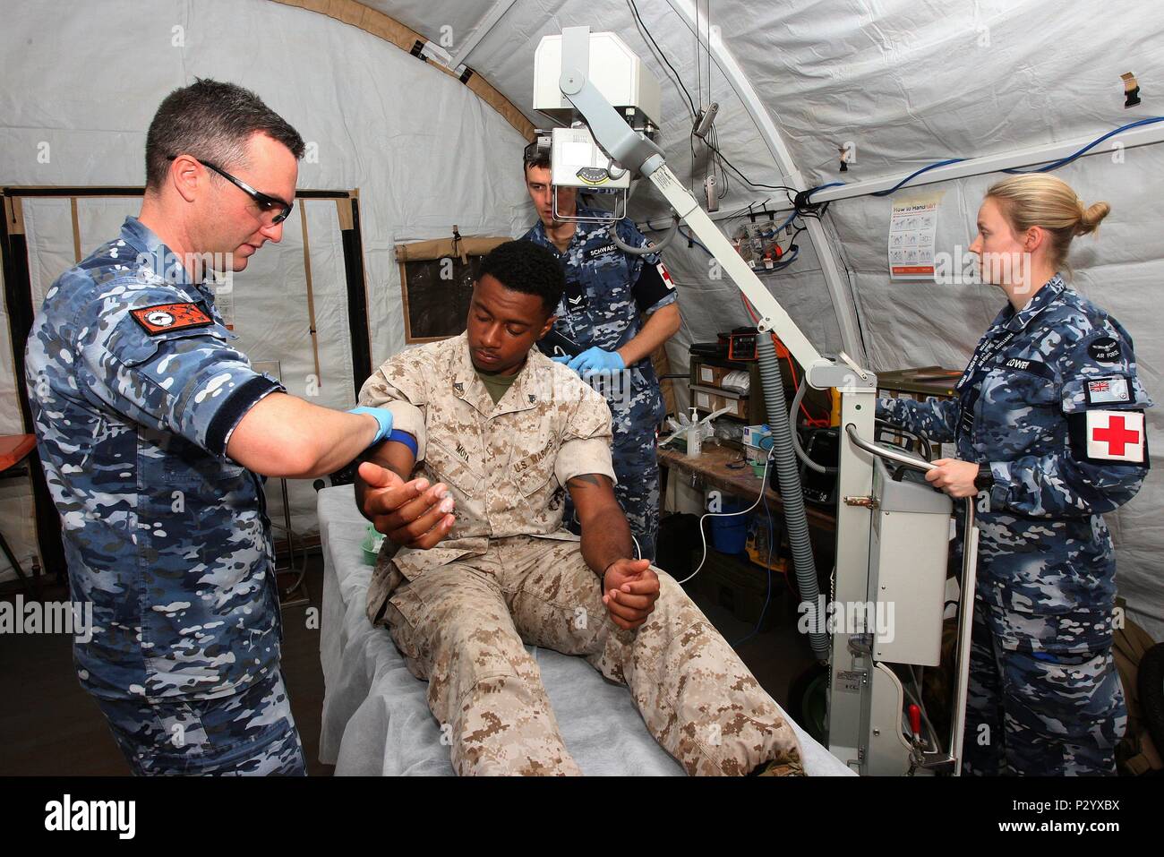 Australian medical staff personnel with No. 2 Expeditionary Health ...