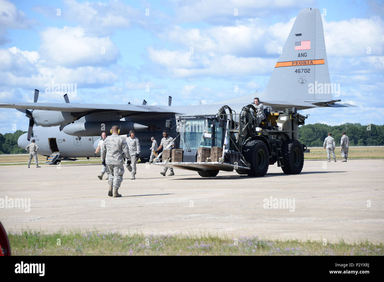 10k All Terrain Forklift High Resolution Stock Photography and Images ...