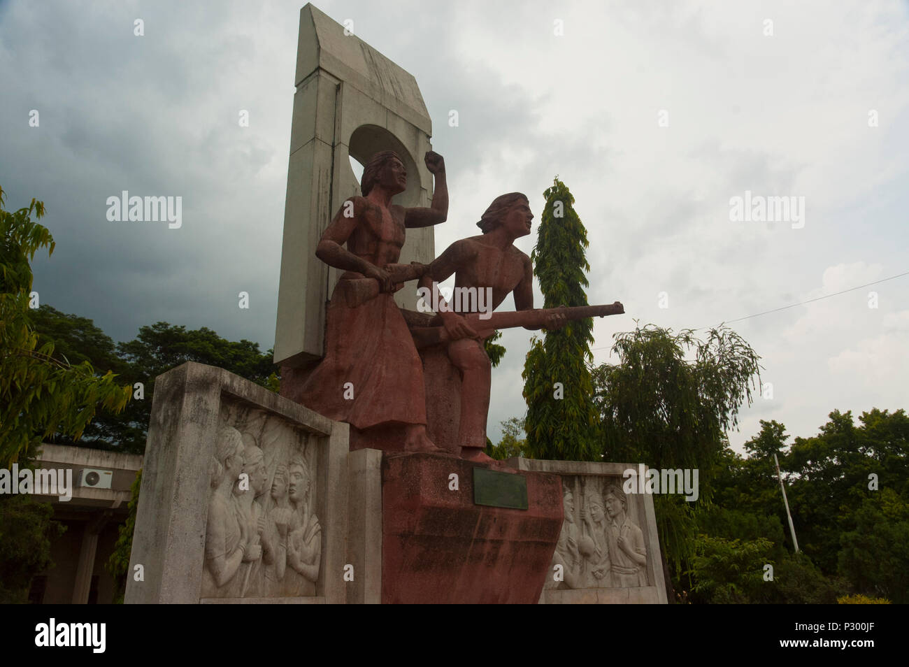 Sabas Bangladesh, a sculpture at the Rajshahi University campus ...
