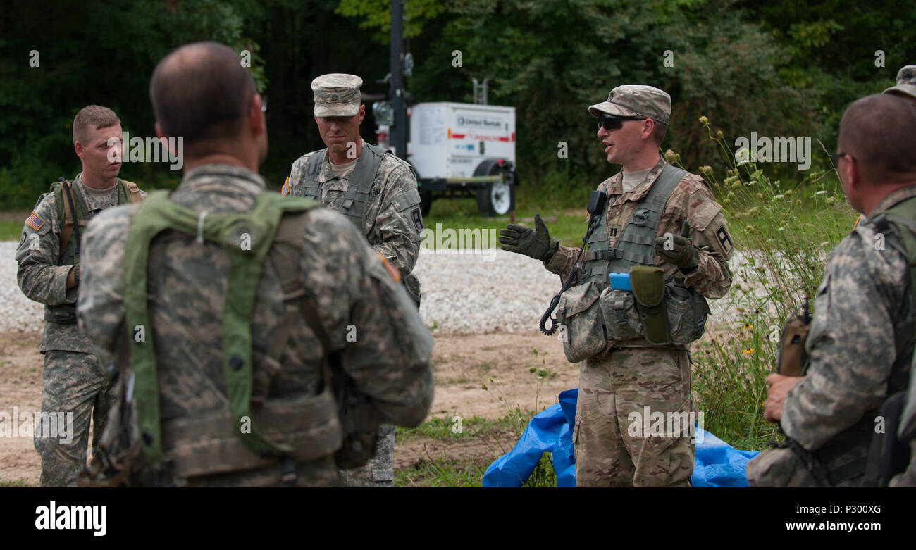 Capt. Robert Reynolds, an observer coach/trainer with 1st Battalion ...