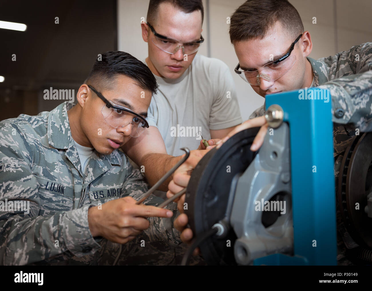 160815-N-HN991-067 NAVAL BASE VENTURA COUNTY, Calif. (Aug. 15, 2016 ...