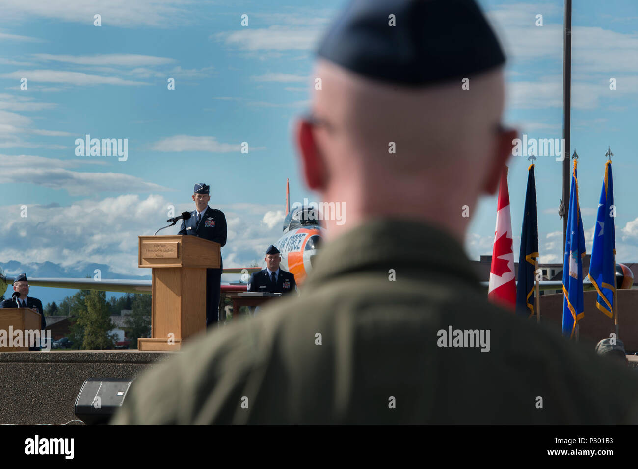 Air Force Lt. Gen. Russell Handy relinquishes command of the Alaskan ...