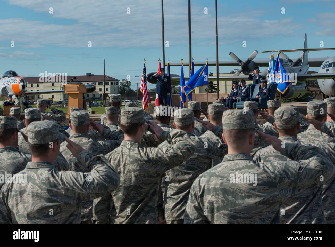 Air Force Lt. Gen. Russell Handy relinquishes command of the Alaskan ...