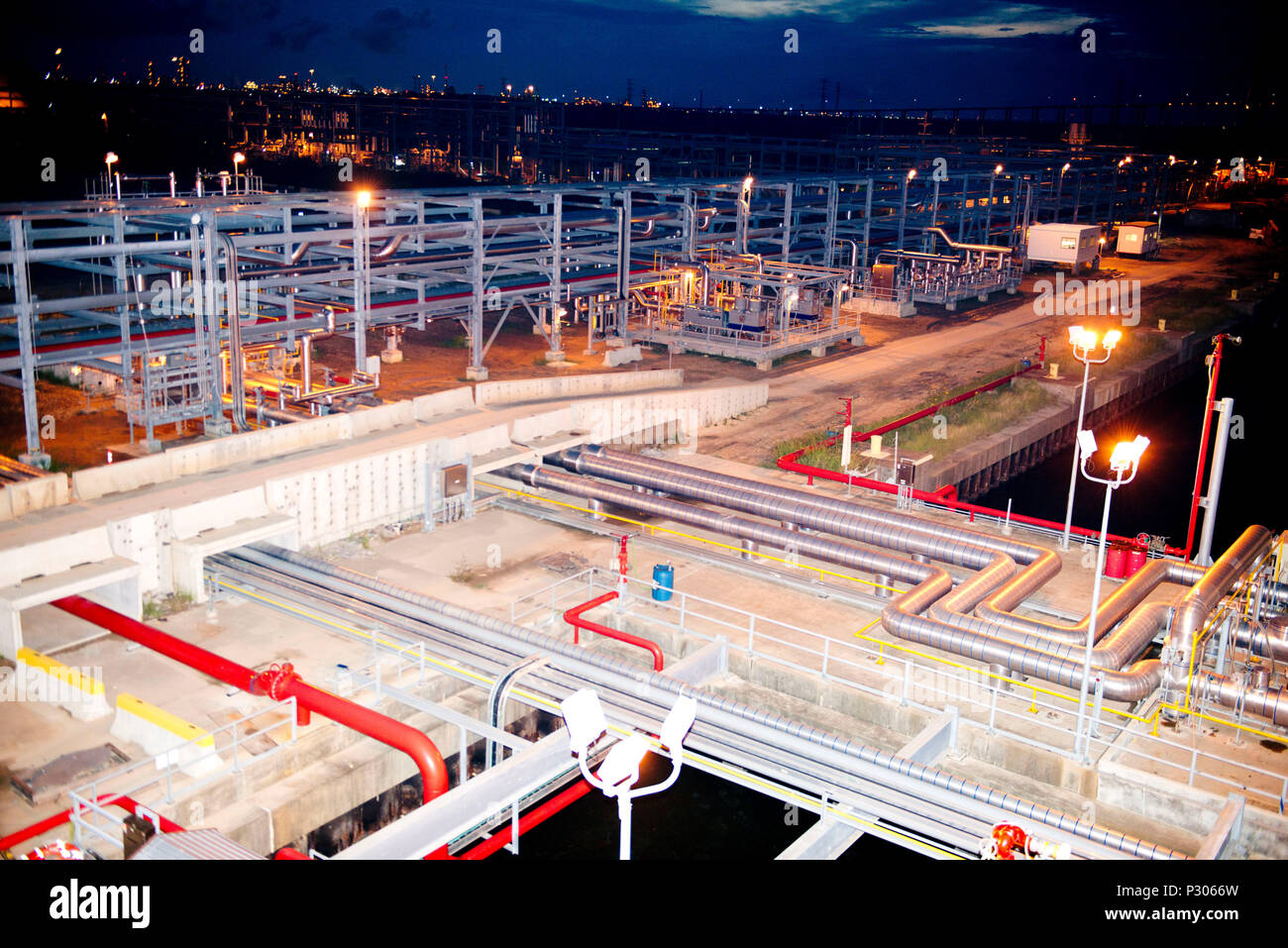Houston petrochemical hi-res stock photography and images - Alamy