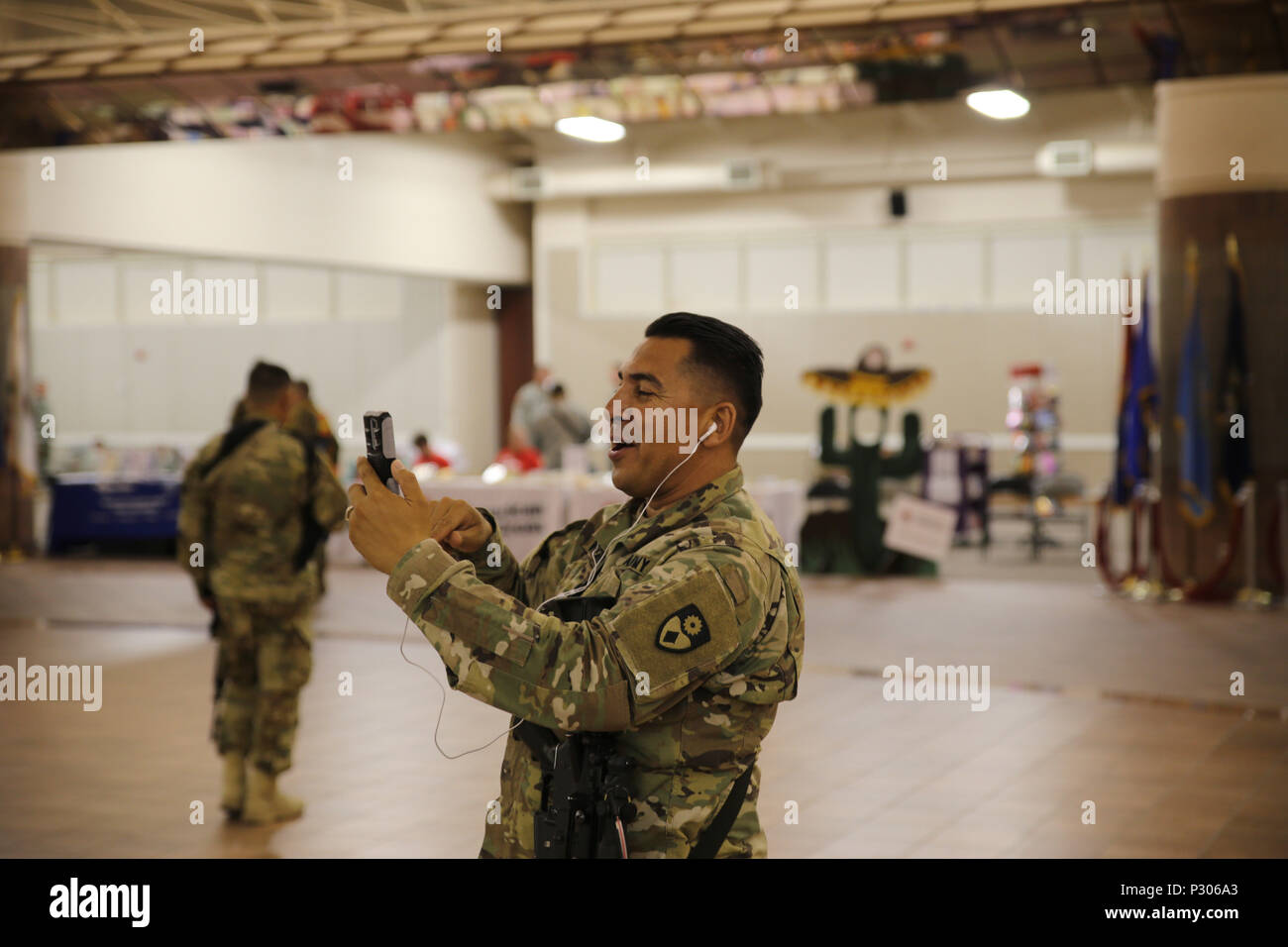 330th military police company hi-res stock photography and images - Alamy