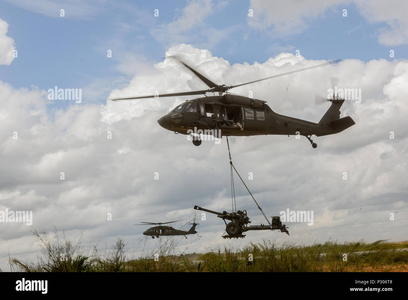 8 229th assault helicopter battalion hi-res stock photography and ...