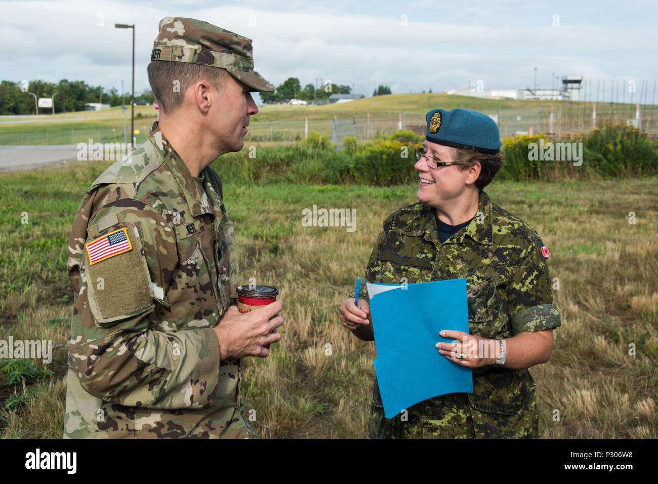 Avenger air defence missile system hi-res stock photography and images ...