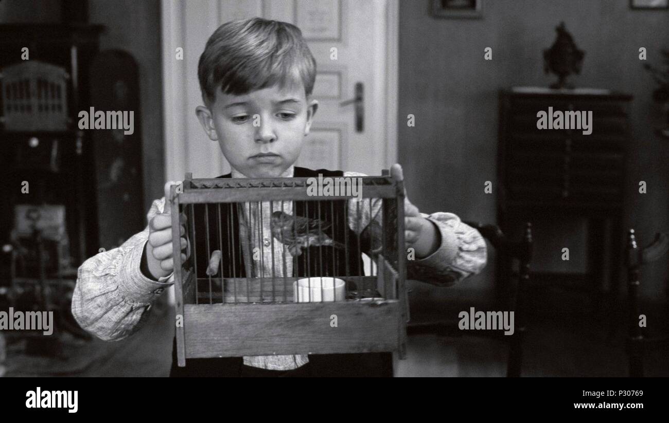 Das weisse band the white ribbon year hi-res stock photography and ...