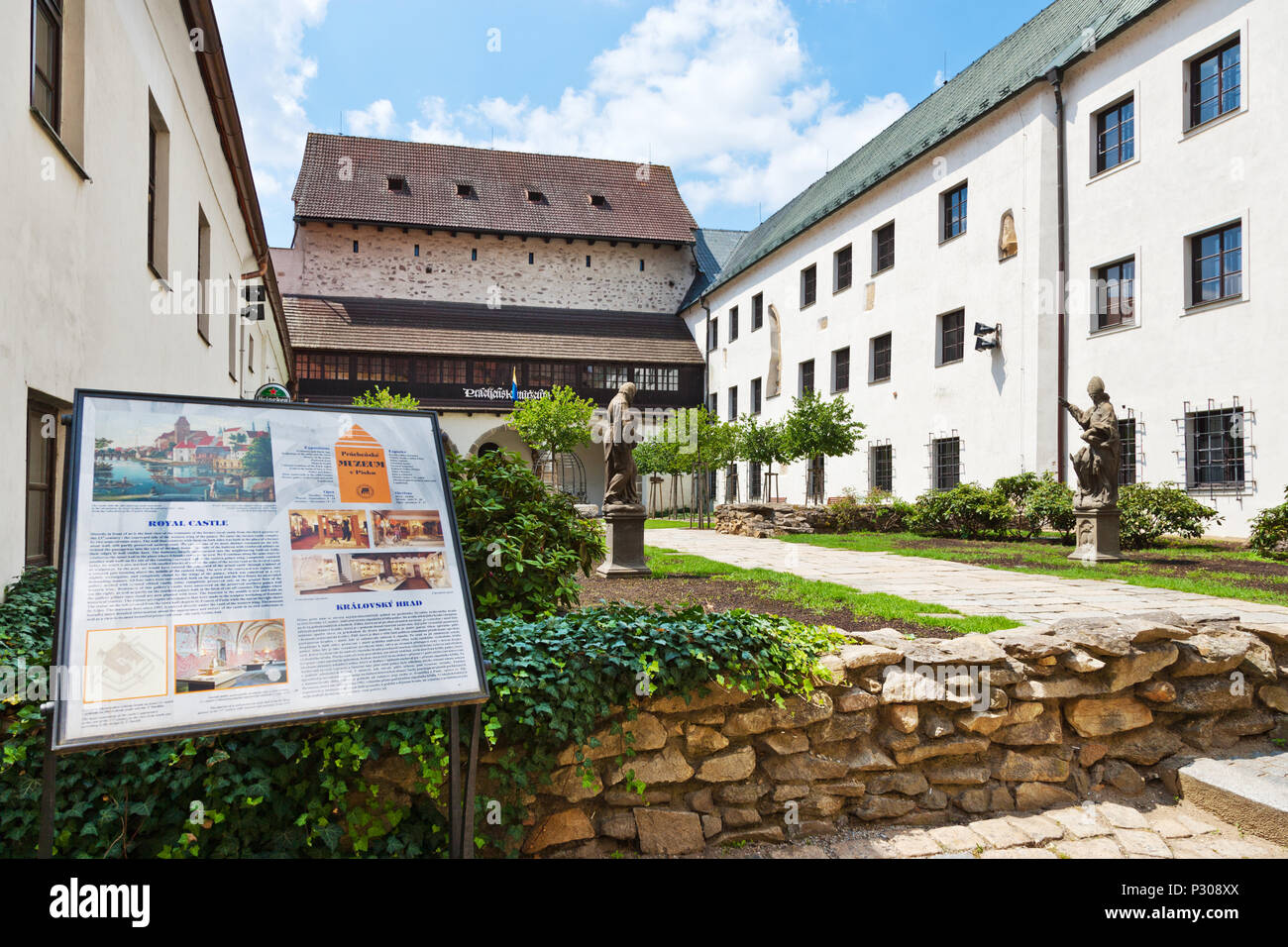 gotický hrad, Prachenske museum, Písek, Česká republika / gothic castle ...