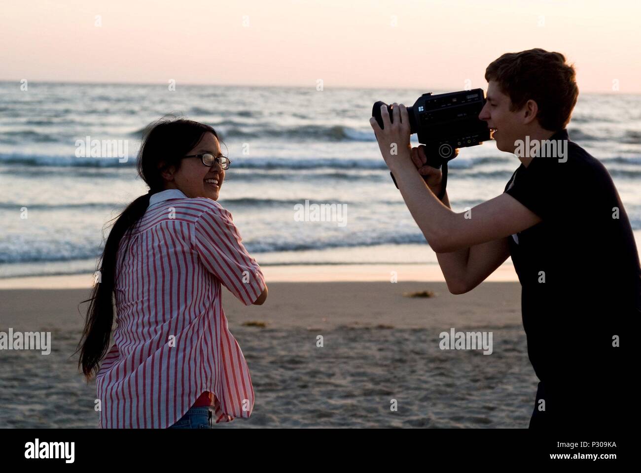 Original Film Title: PAPER HEART. English Title: PAPER HEART. Film ...